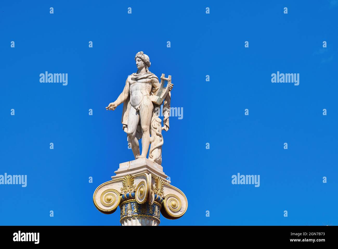 Apollo statue portrait hi-res stock photography and images - Alamy