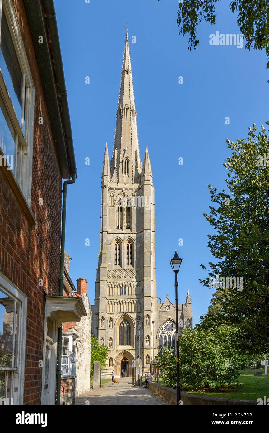 St Wulfram's Church, Grantham - The Parish Church of Grantham ...
