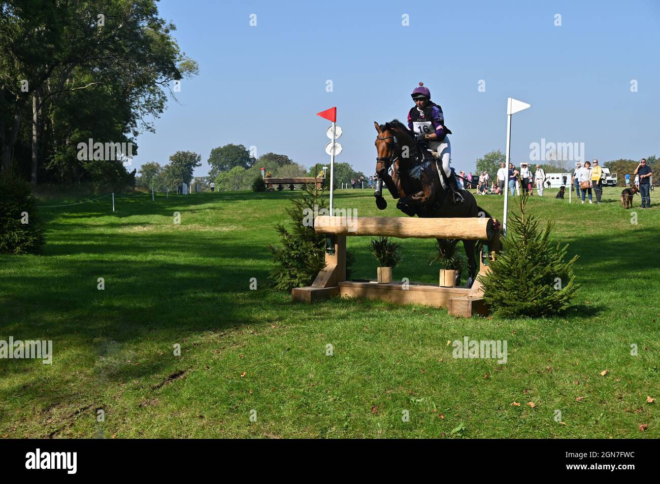 Ginny Howe, cross country phase of the Ginny Howe on Trendy Captain ...