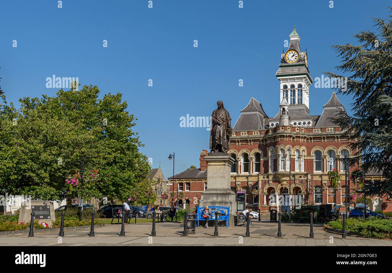 Grantham, Lincolnshire, UK. The Guildhall on St Peters Hill and Sir ...