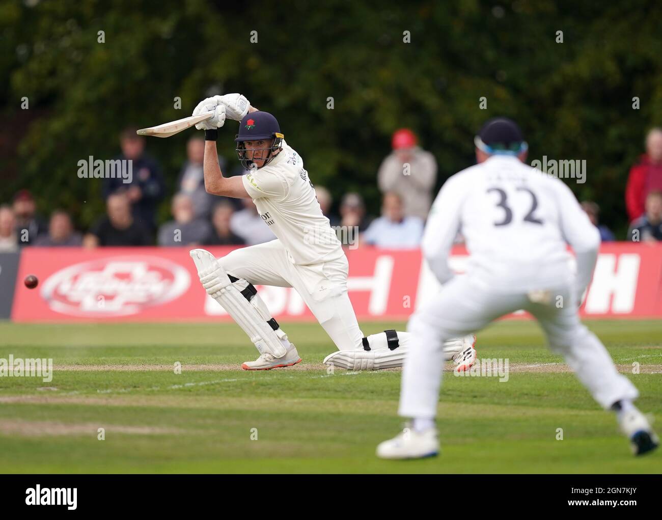 Cricket lvcc full length hi-res stock photography and images - Alamy