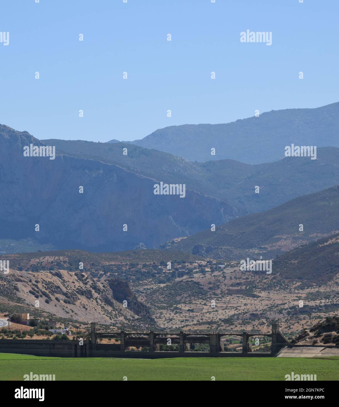 Morocco dam hi-res stock photography and images - Alamy
