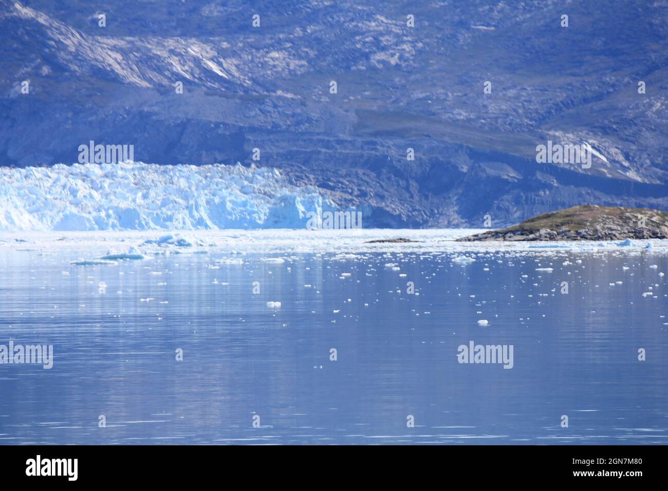 Glacier tongue of overwhelming Eqip Sermia, Greenland Stock Photo - Alamy