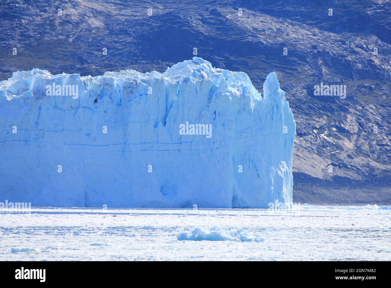 Glacier tongue of overwhelming Eqip Sermia, Greenland Stock Photo - Alamy