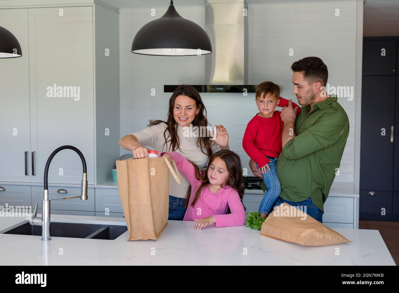Unpacking groceries hi-res stock photography and images - Alamy