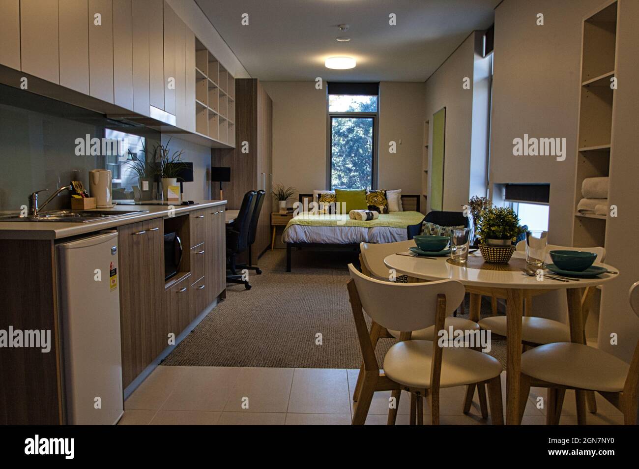 Kitchen studio modern luxury hotel room hi-res stock photography and ...