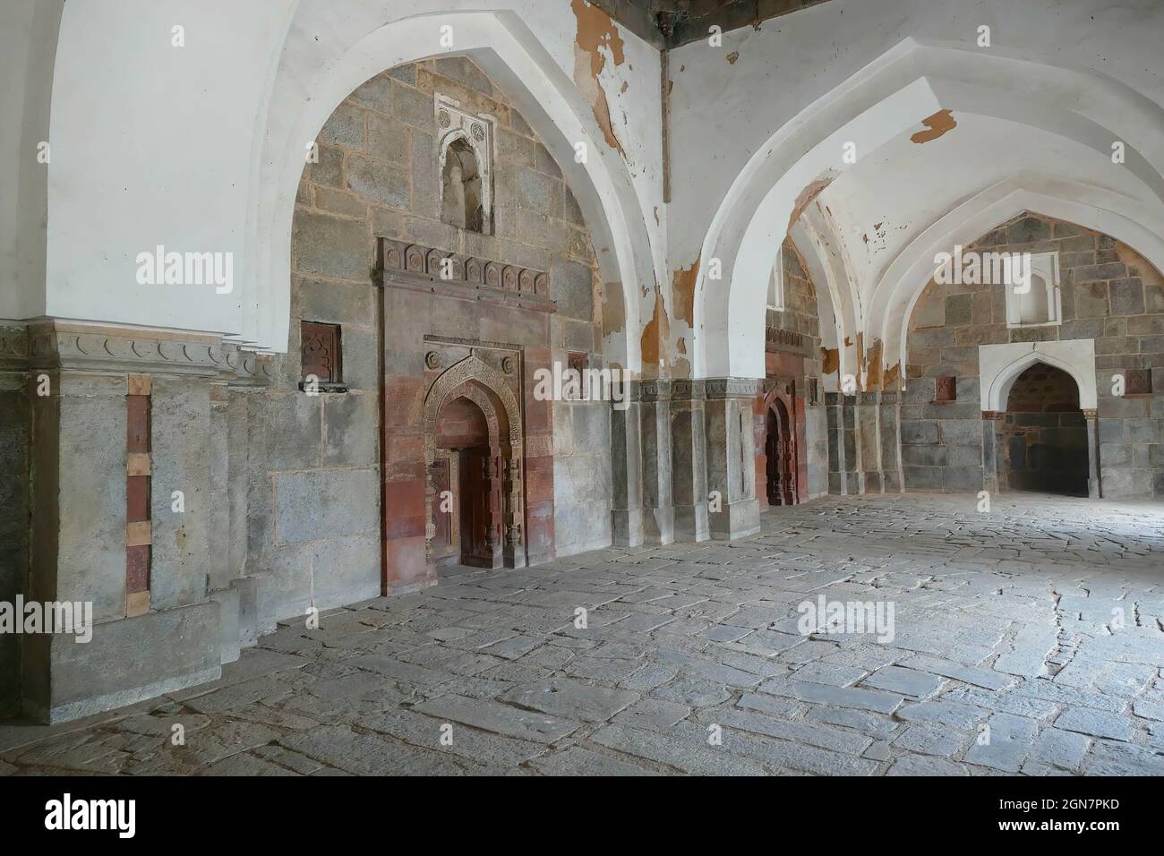 Isa Khan mosque, Humayun's Tomb complex in Delhi, India Stock Photo - Alamy