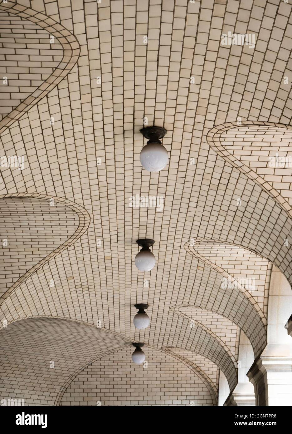 Guastavino ceiling tiles in the David Dinkins municipal building in ...