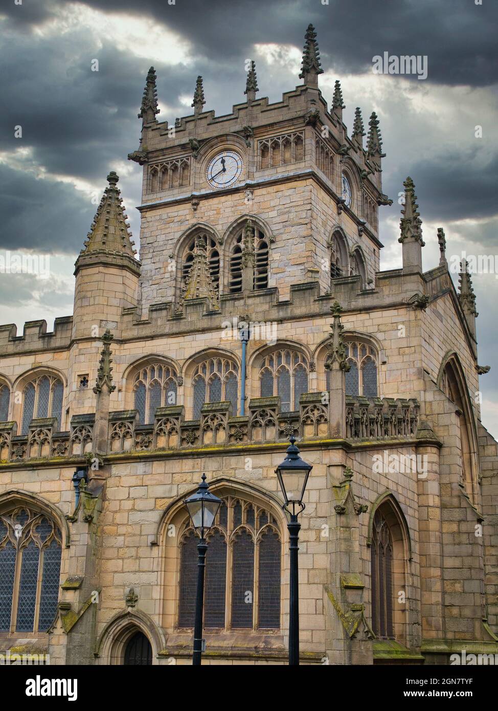 Perpendicular style architecture hi-res stock photography and images ...