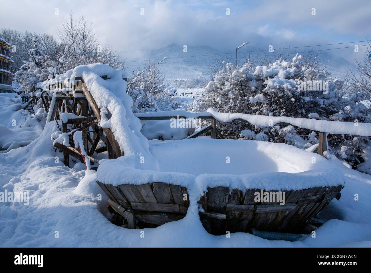Abandoned traditional ancient washing mashine, valtoare, natural ...