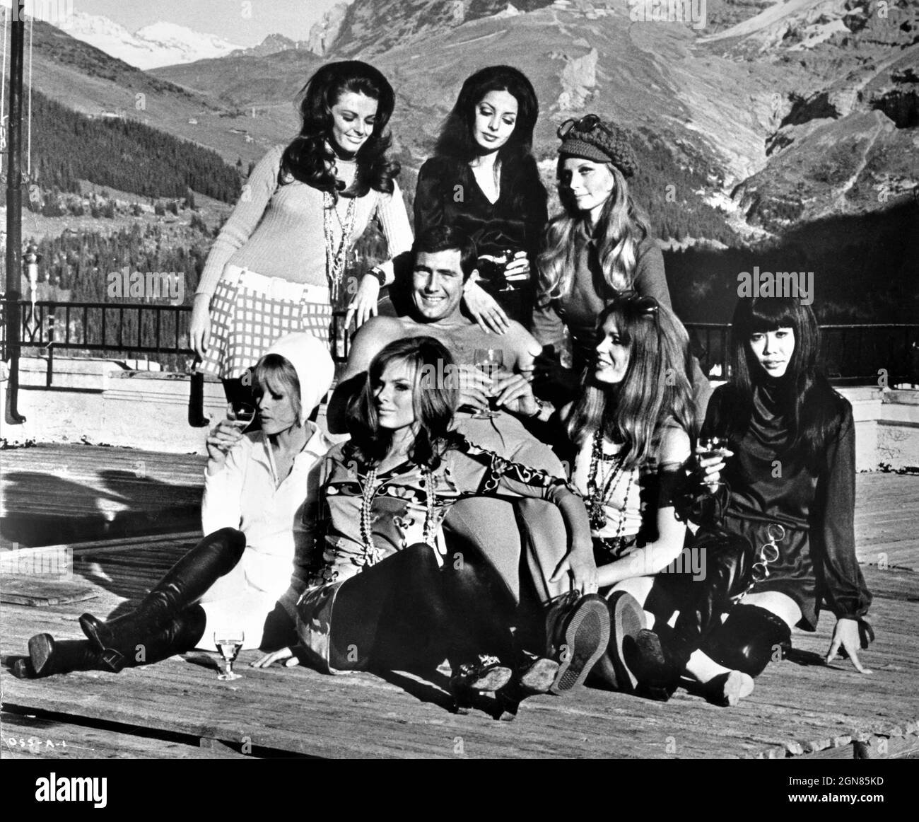 Joanna Lumley Left High Resolution Stock Photography and Images - Alamy