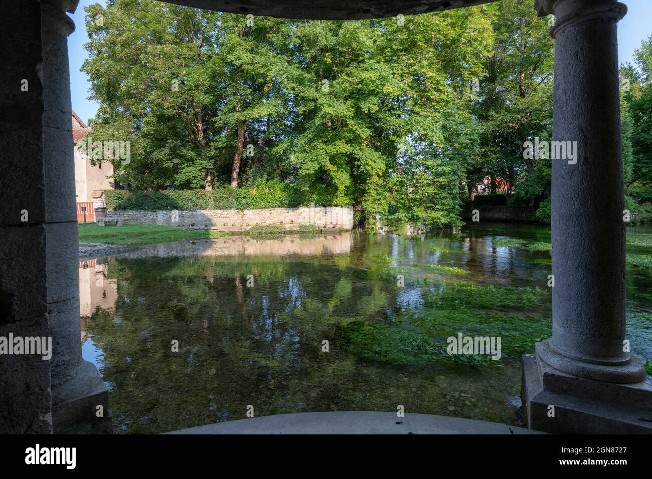 The River Beze in Beze, Cote d'Or, Burgundy, France Stock Photo - Alamy