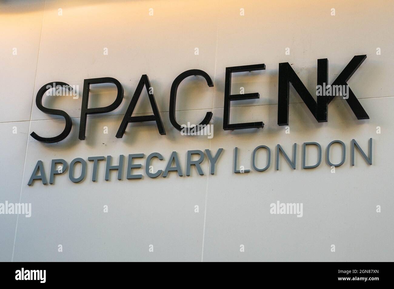 Space nk hi-res stock photography and images - Alamy