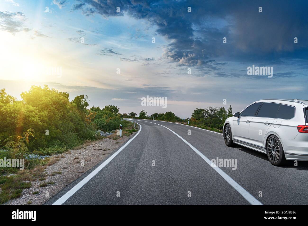 Suburban fast road hi-res stock photography and images - Alamy