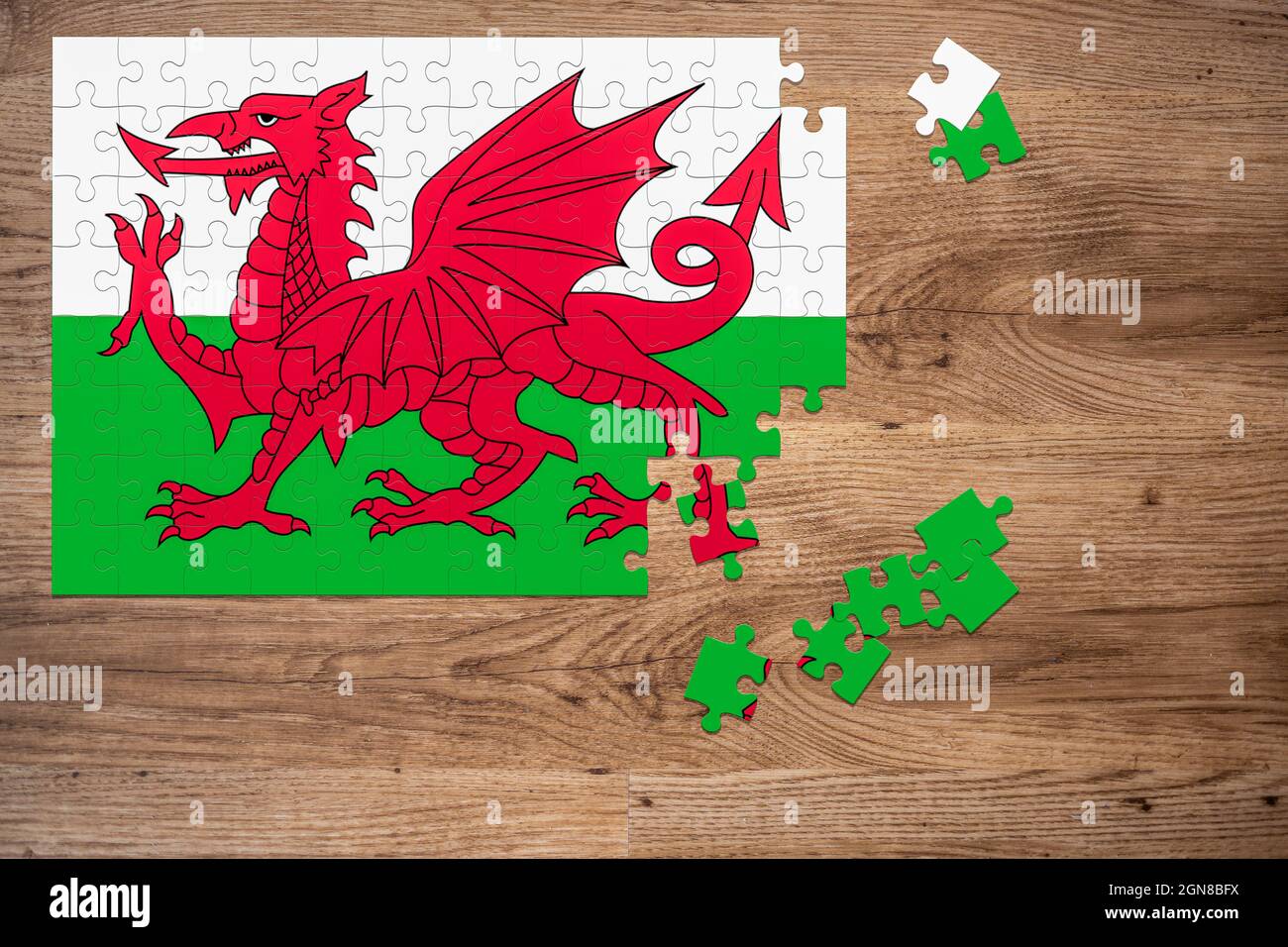 Jigsaw puzzle solution for the flag of Wales in the United Kingdom ...
