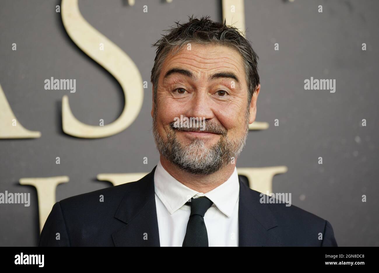 Nathaniel parker hi-res stock photography and images - Alamy