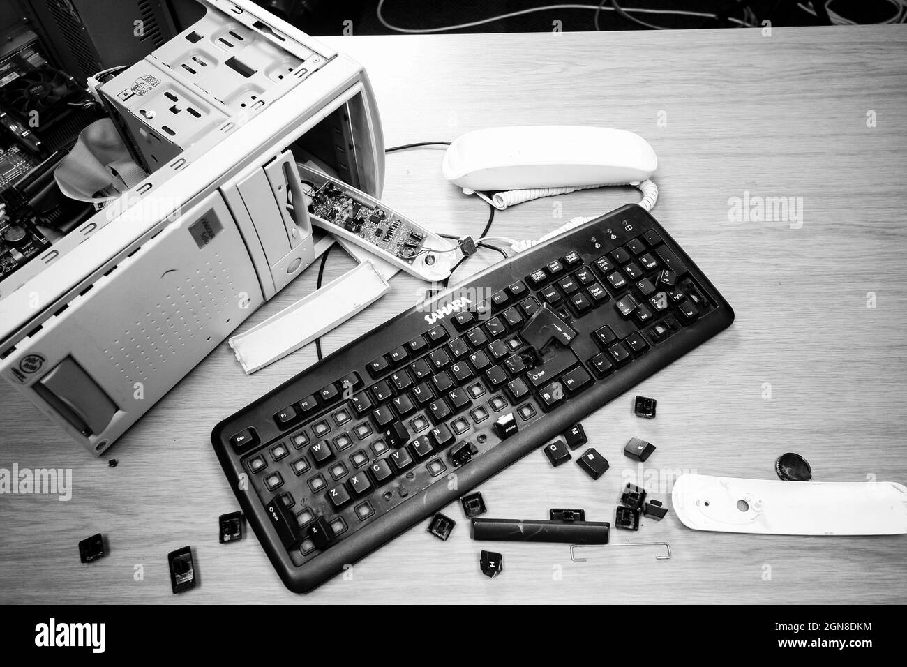 Africa mobile technology Black and White Stock Photos & Images - Alamy