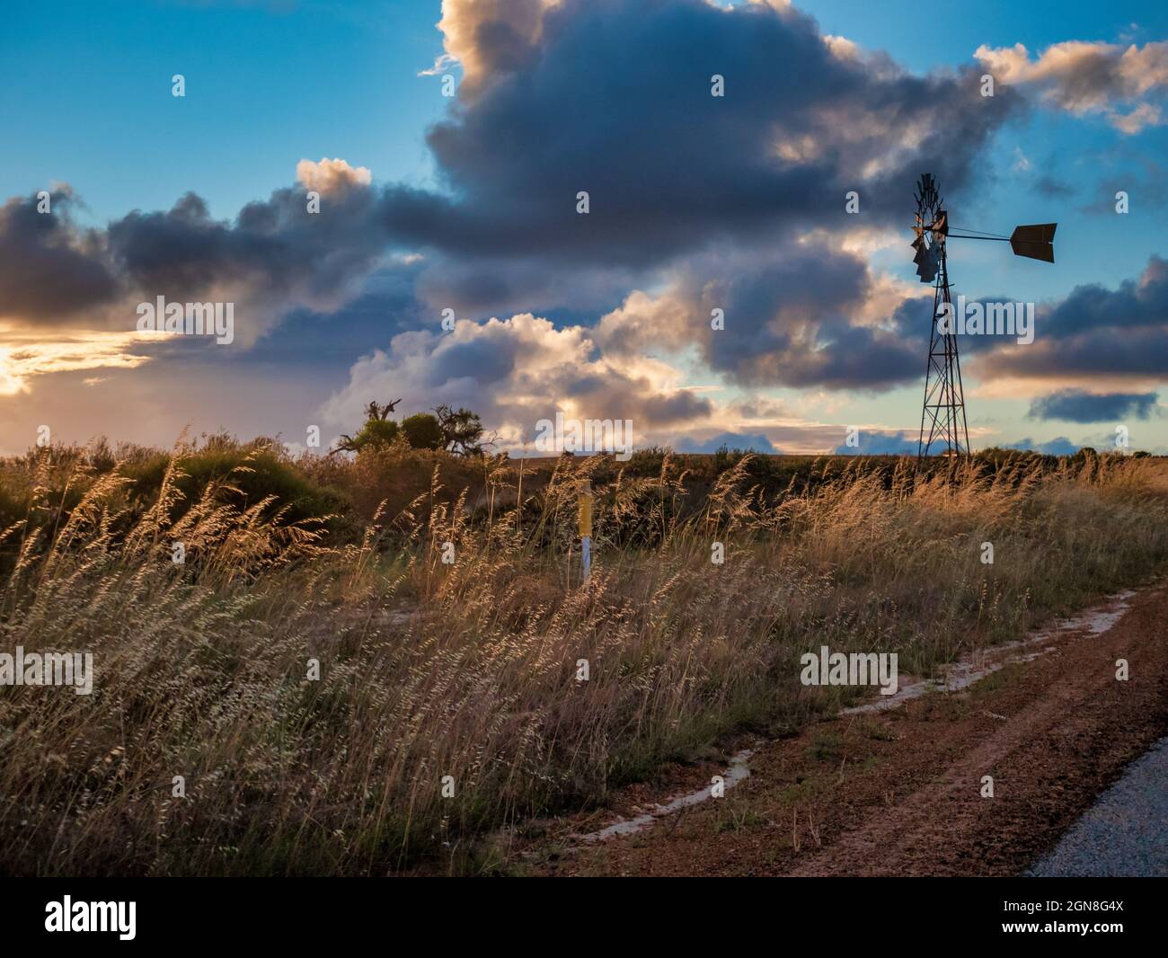 Sun setting over Western Australia's North Stock Photo - Alamy