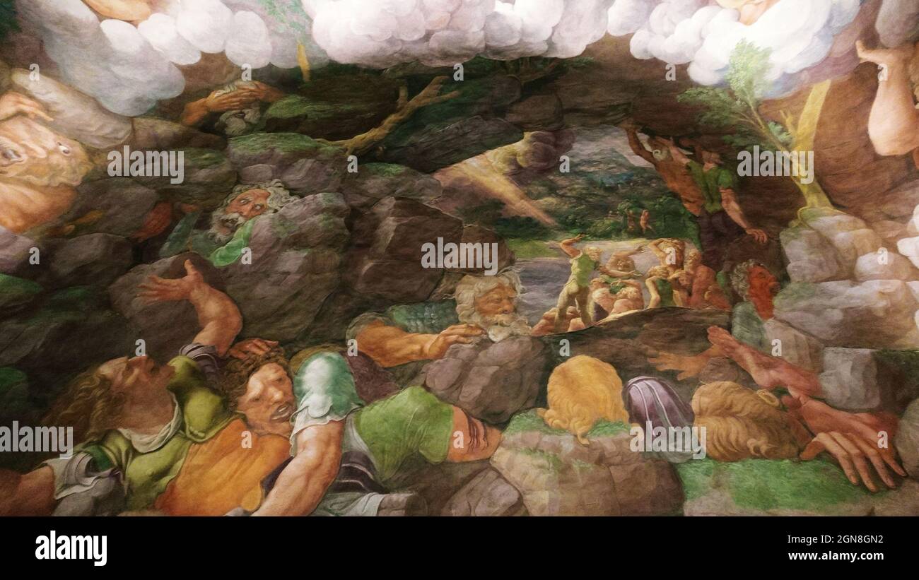 Hall of giants mantua hi-res stock photography and images - Alamy