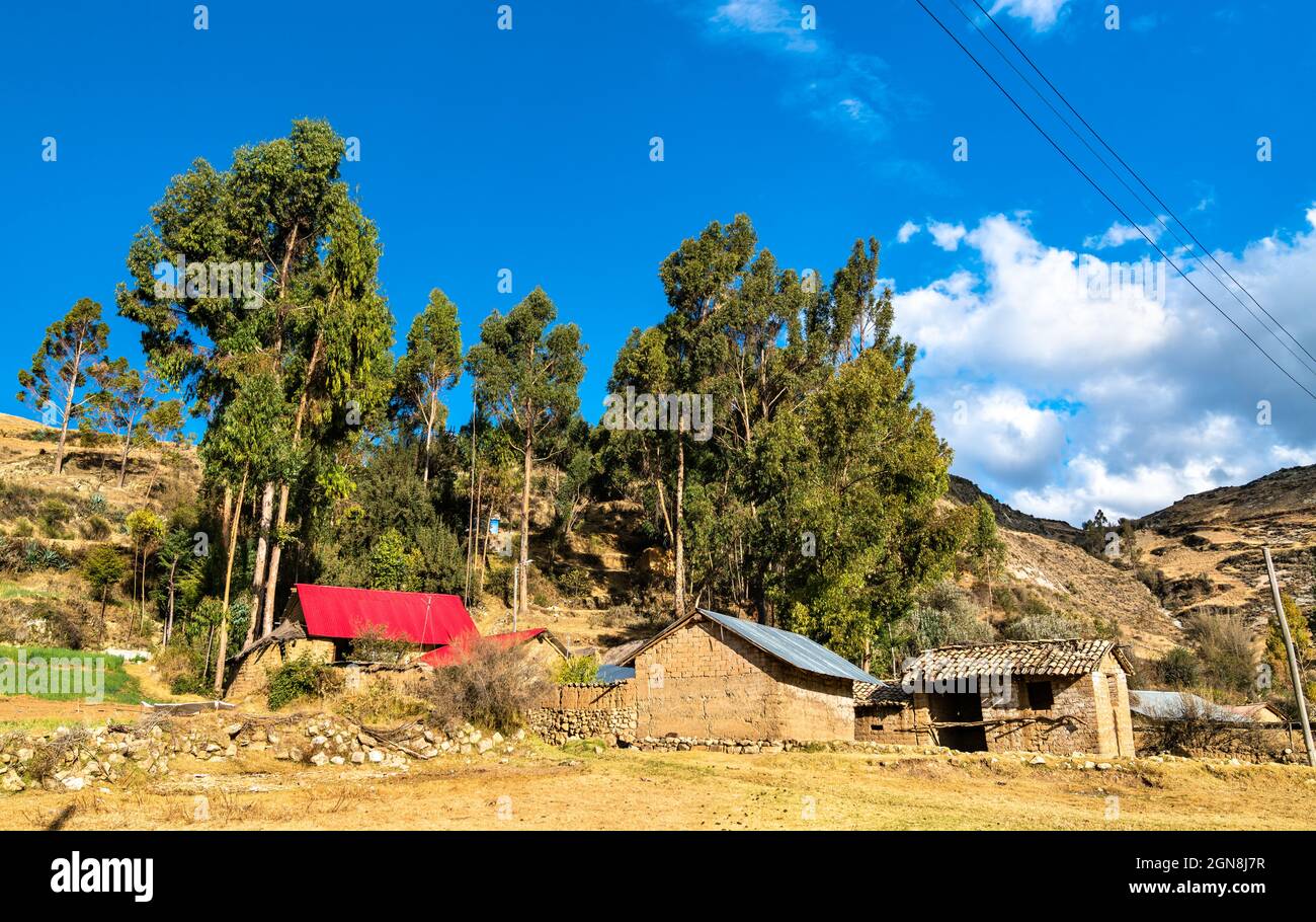 Antacocha, typical Peruvian village in the Andes Stock Photo - Alamy