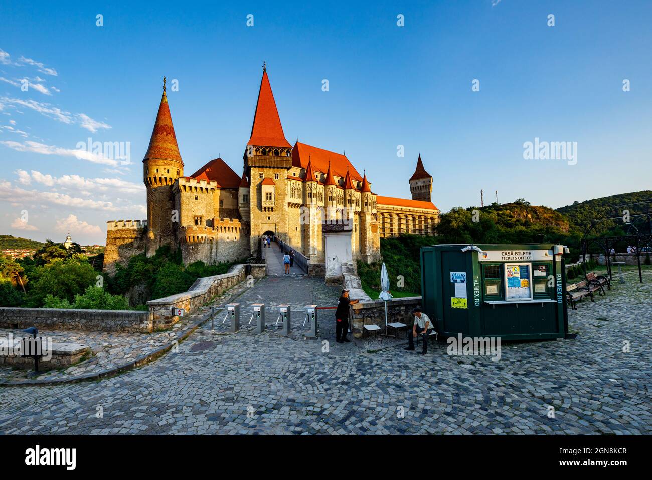 The Hunedoara Castle in Romania Stock Photo - Alamy
