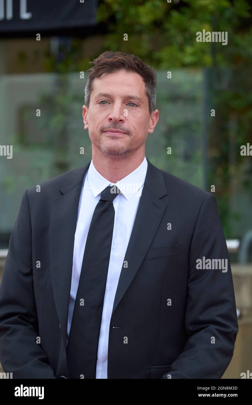 Simon rex red rocket hi-res stock photography and images - Alamy