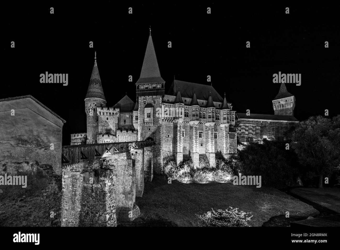 The Hunedoara Castle in Romania Stock Photo - Alamy