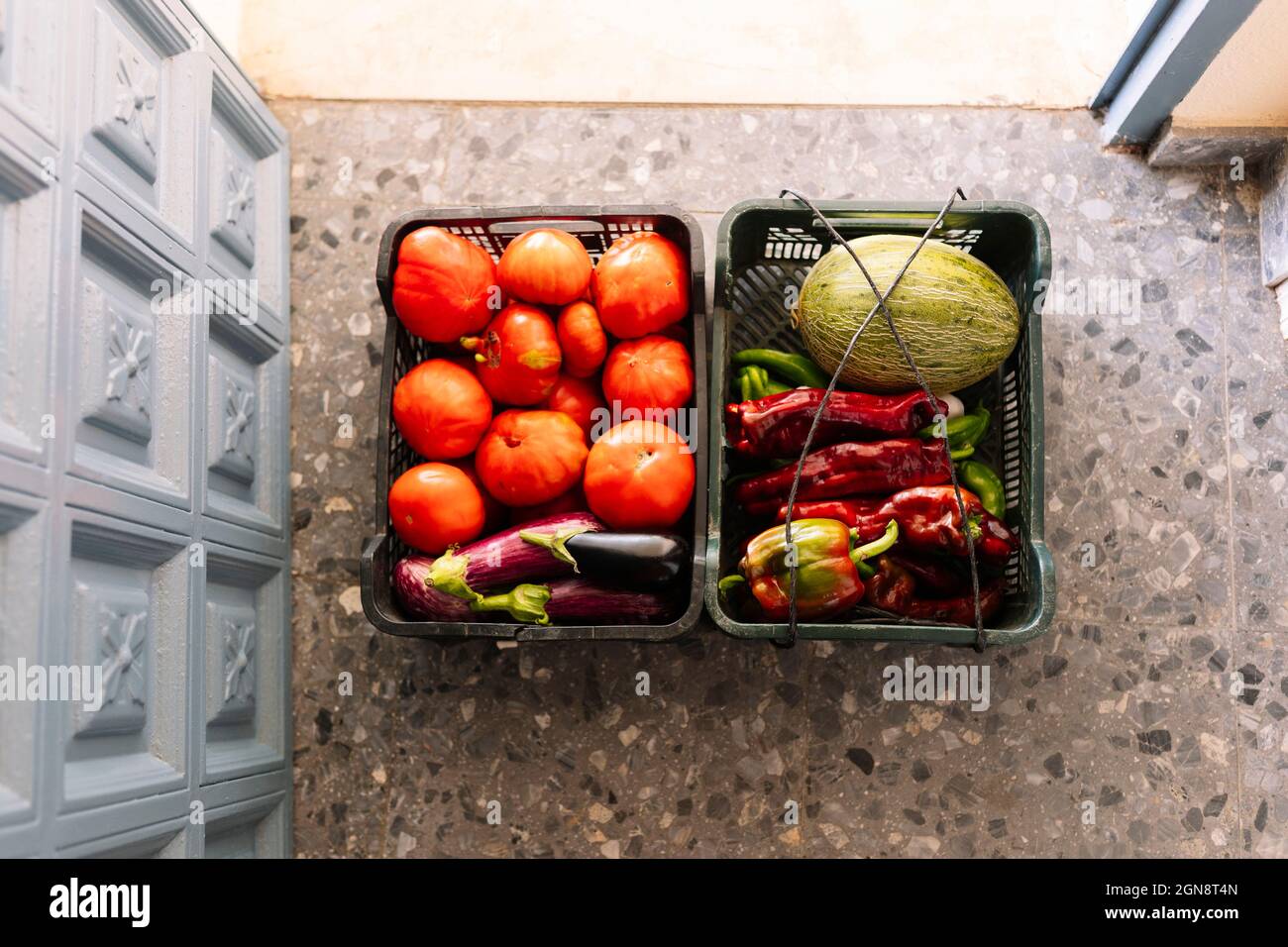 Vegetable baskets hi-res stock photography and images - Alamy