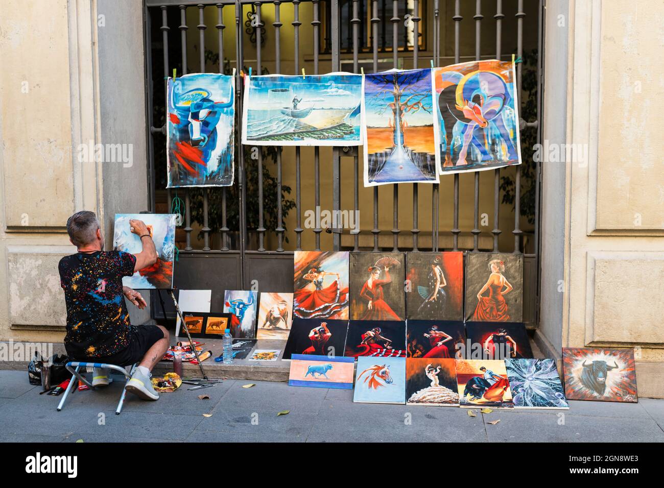 Male artist hi-res stock photography and images - Alamy