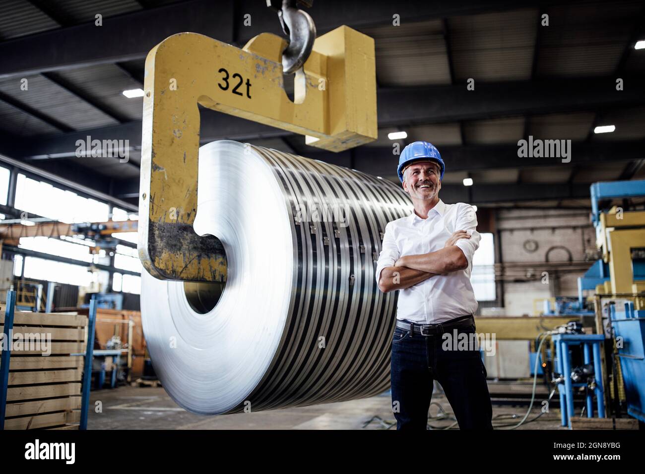 Conveyor pulley hi-res stock photography and images - Alamy