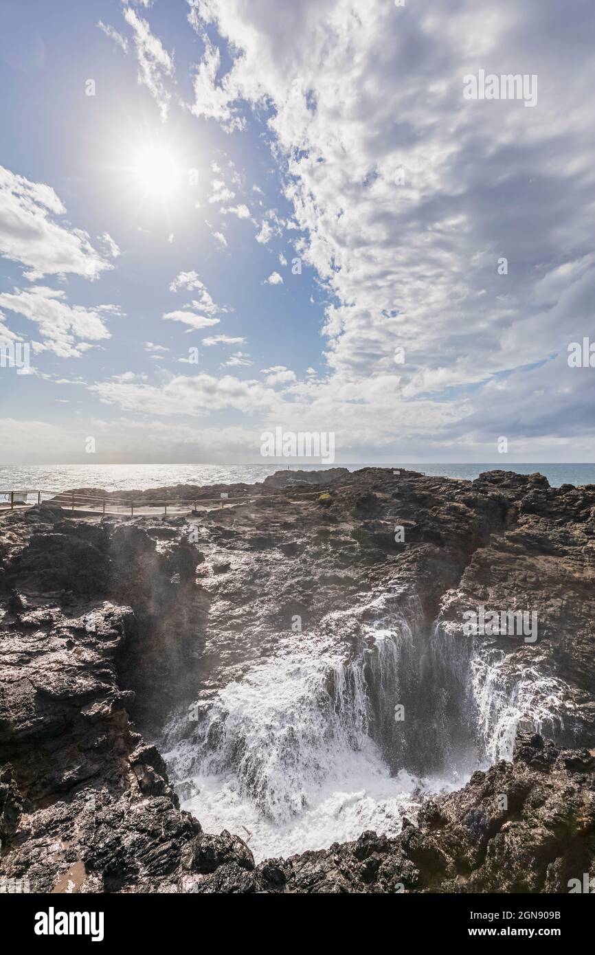 Kiama blowhole hi-res stock photography and images - Alamy