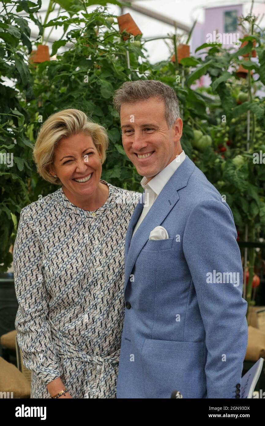 Hannah Summers and Anton du Beke at the first autumn Chelsea Flower ...