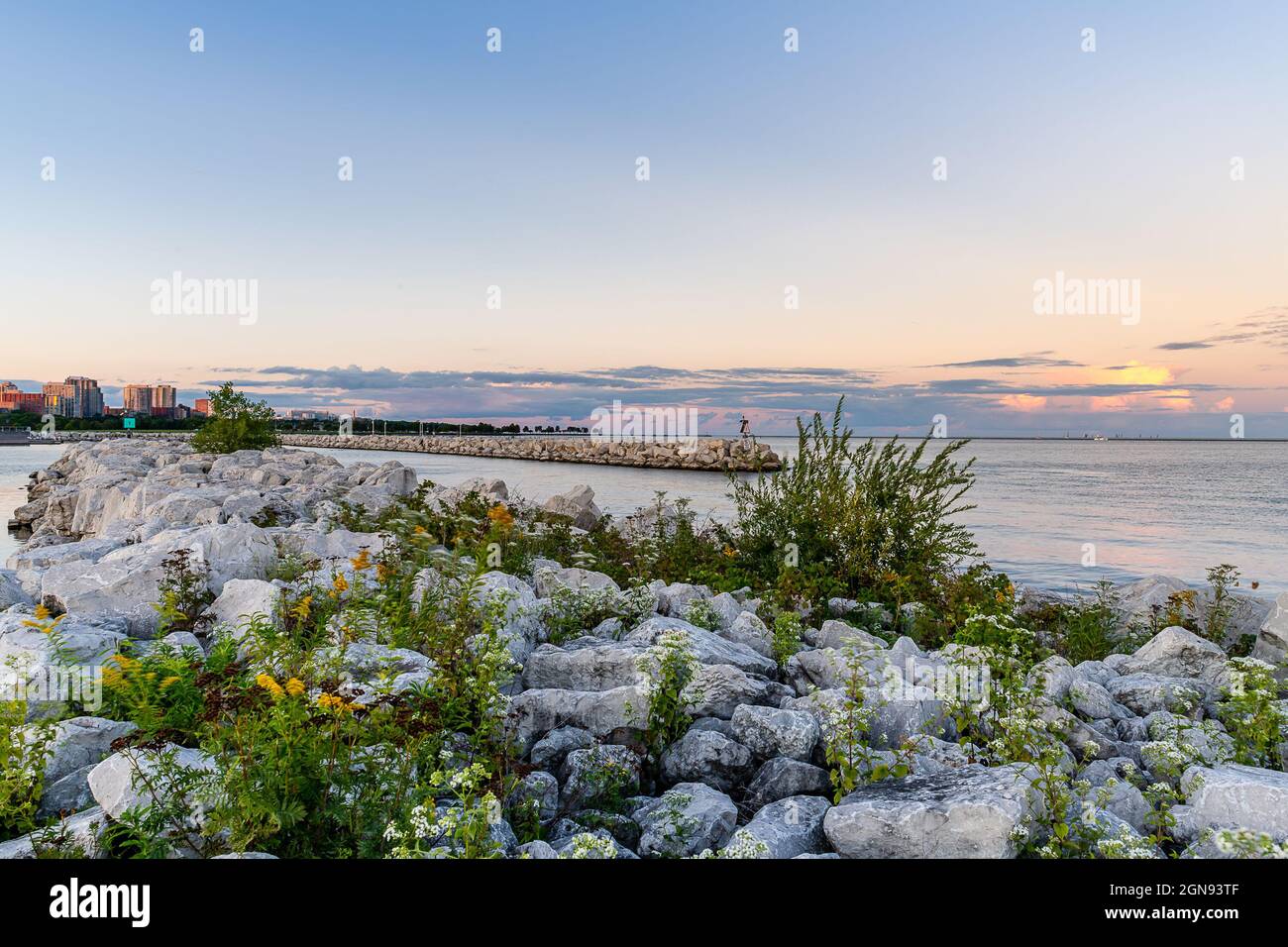 Downtown milwaukee sunset hi-res stock photography and images - Alamy