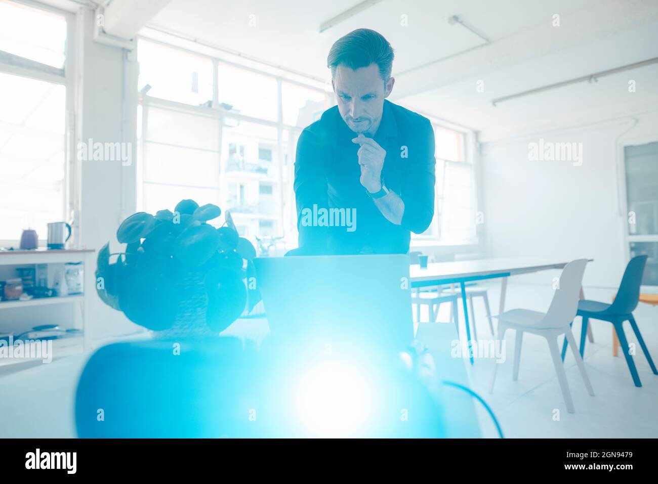 Professional presentation hi-res stock photography and images - Alamy