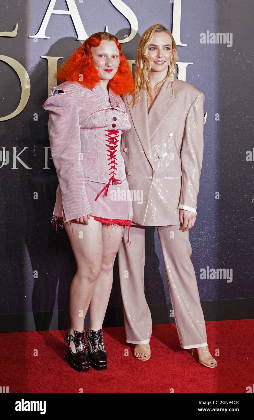 Premiere tallulah haddon hi-res stock photography and images - Alamy