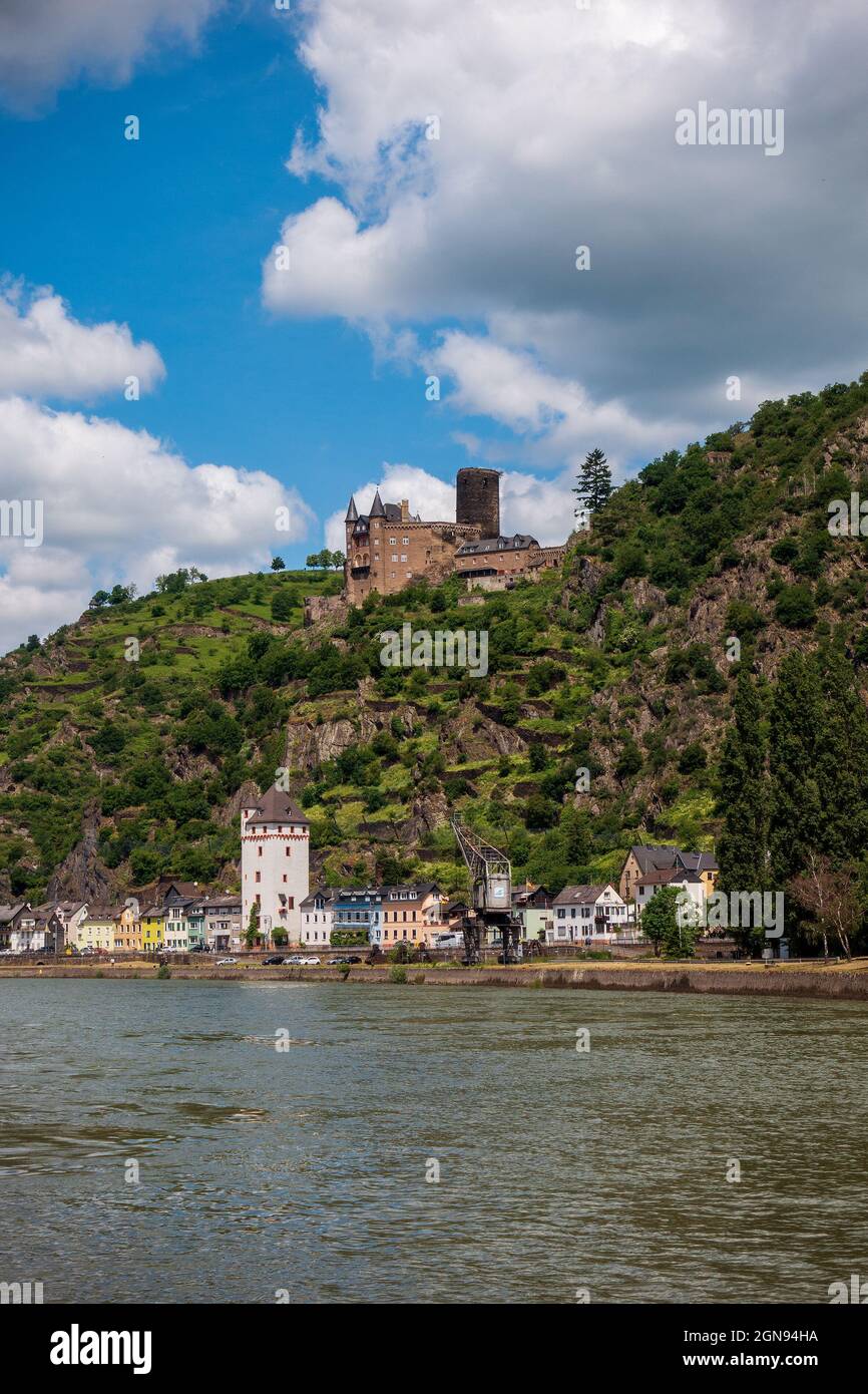 Loreley germany castle hi-res stock photography and images - Alamy