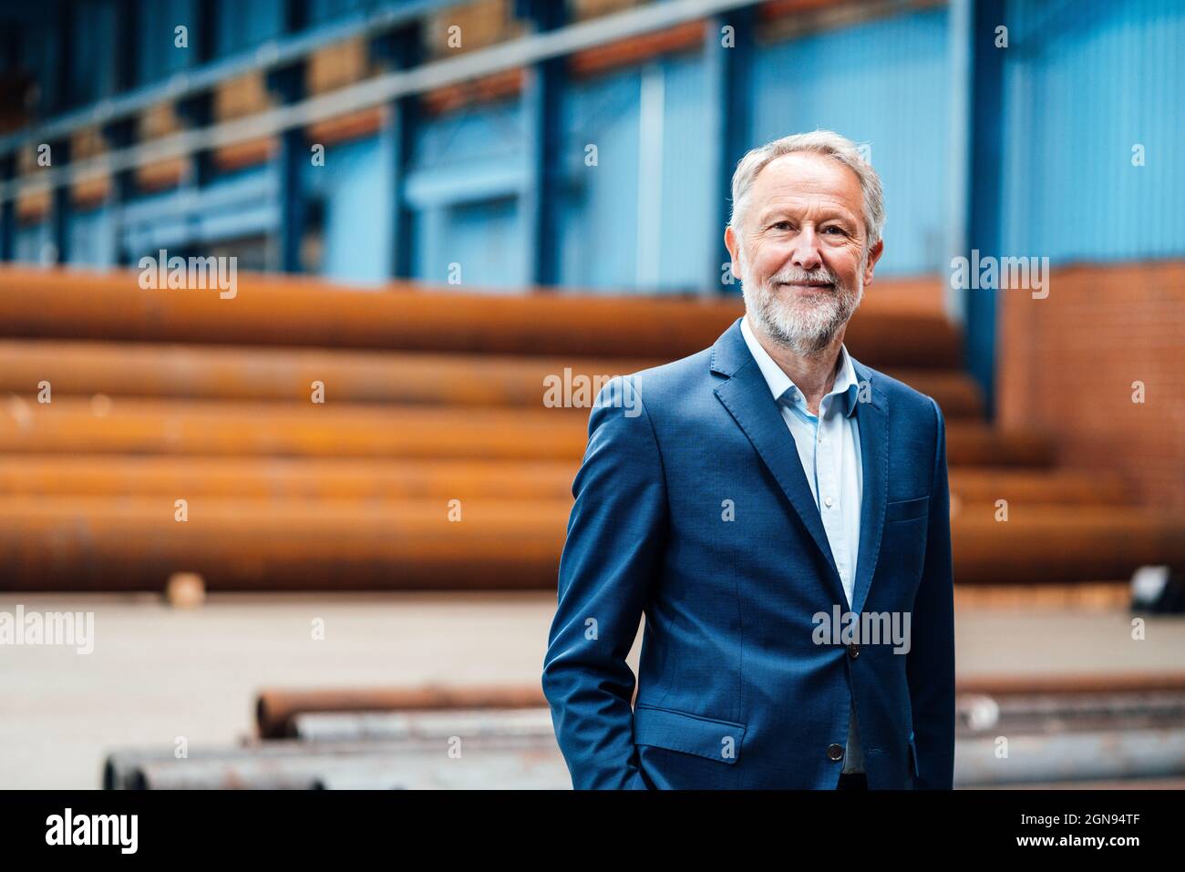 Managing man 35 years hi-res stock photography and images - Alamy