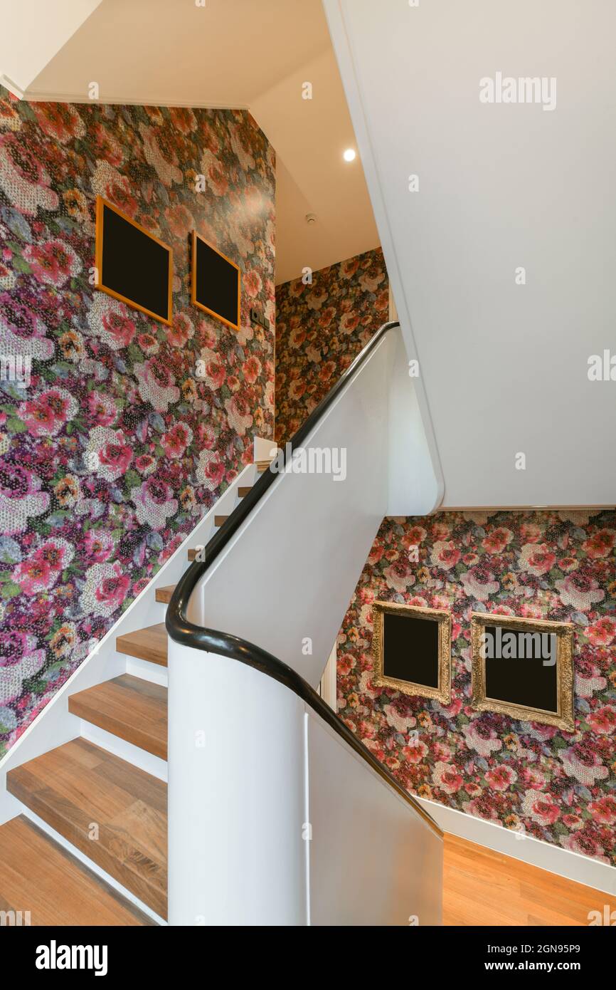 Wooden staircase in a modern apartment Stock Photo - Alamy