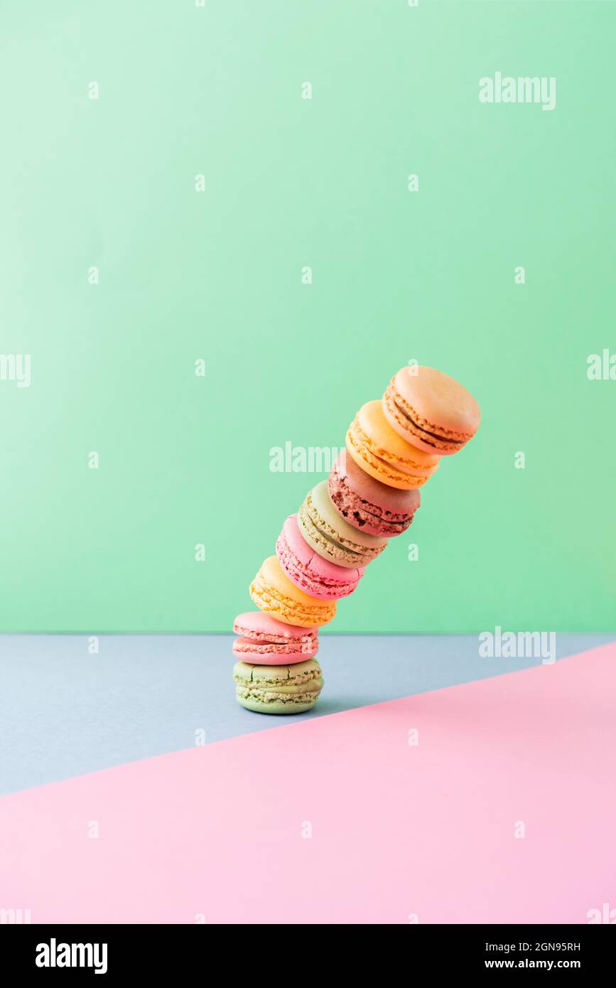 Person falling down group hi-res stock photography and images - Alamy