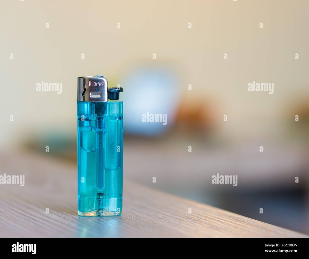 Oil lighter hi-res stock photography and images - Alamy