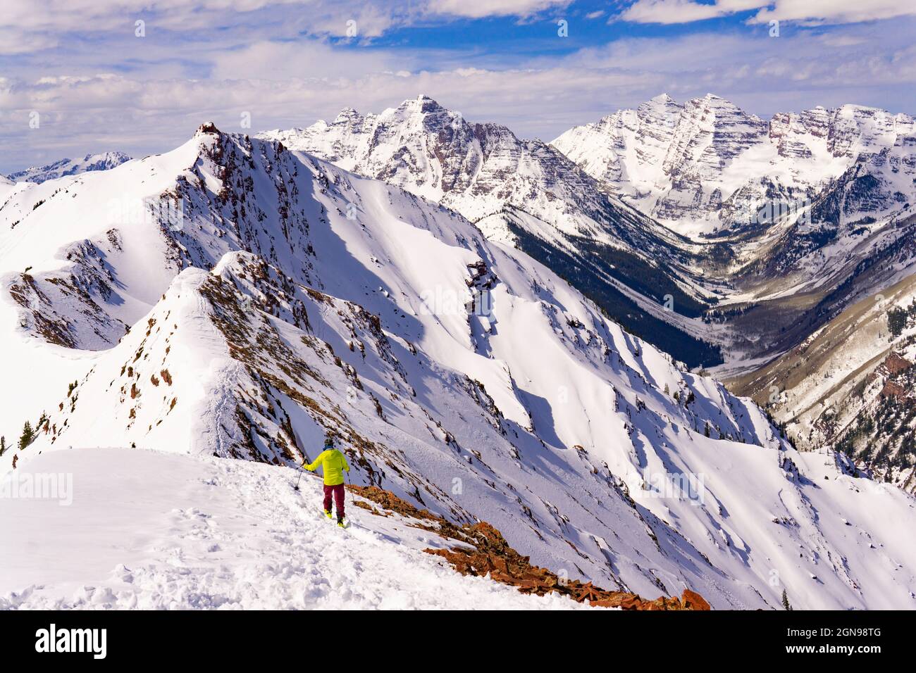 Andes snow peaks hi-res stock photography and images - Alamy
