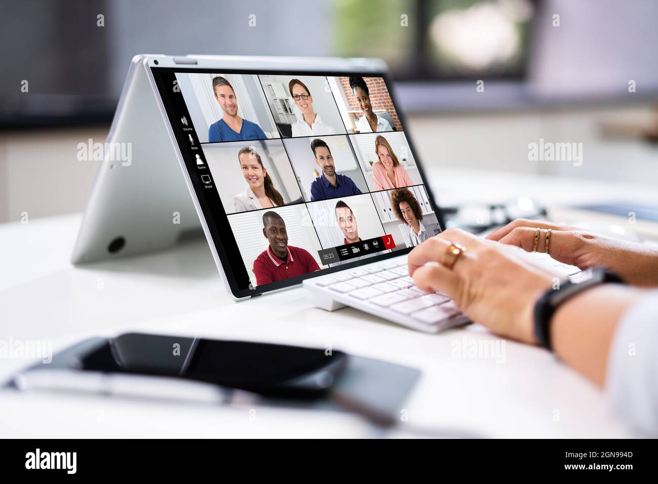 Online Video Conference Interview Call And Call Meeting Stock Photo - Alamy