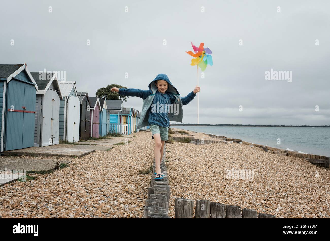 Girl and boy play at the blue wall hi-res stock photography and images ...