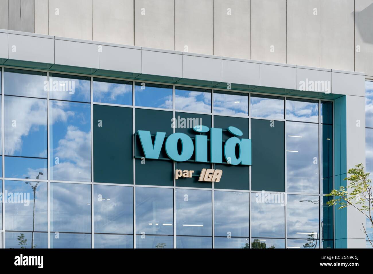 Logo iga hi-res stock photography and images - Alamy