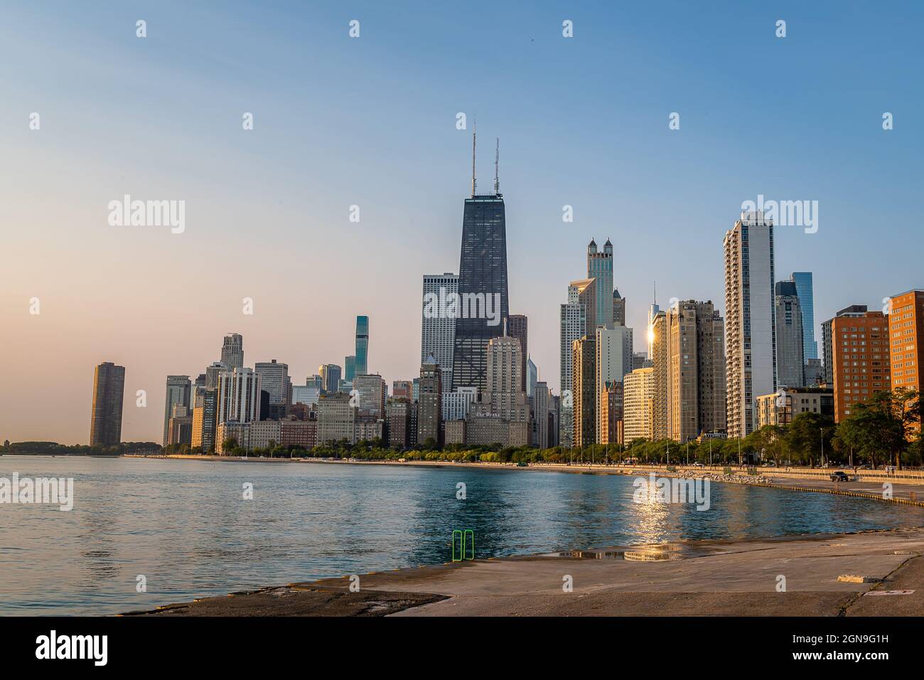 The Chicago Skyline at Dawn Stock Photo - Alamy