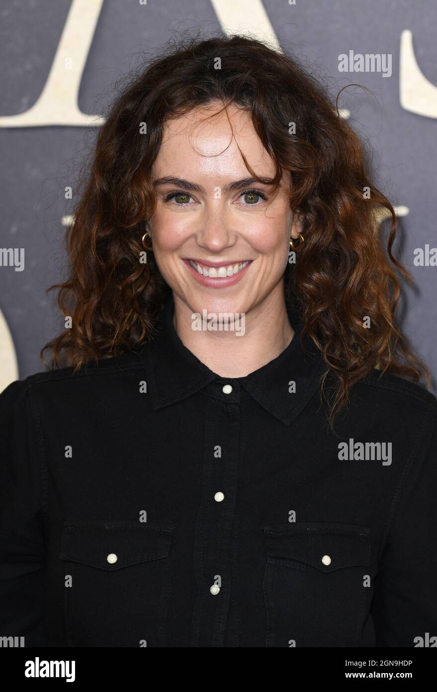 Amy manson hi-res stock photography and images - Alamy