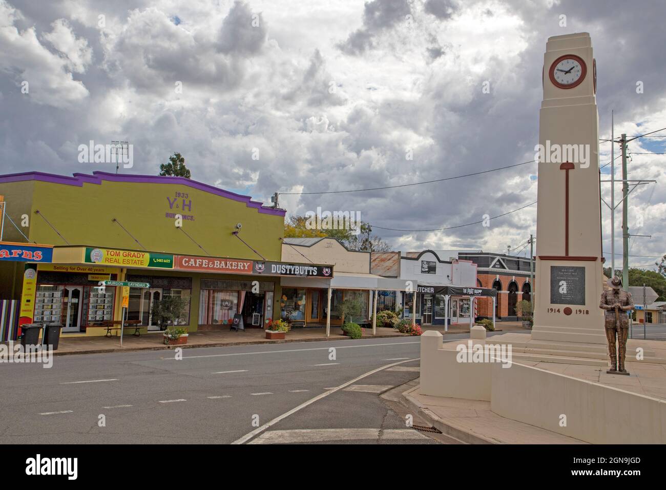 Memorial clock in Goomeri Stock Photo - Alamy