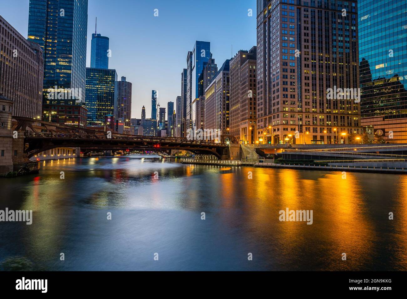 The Chicago Riverwalk at Dawn Stock Photo - Alamy