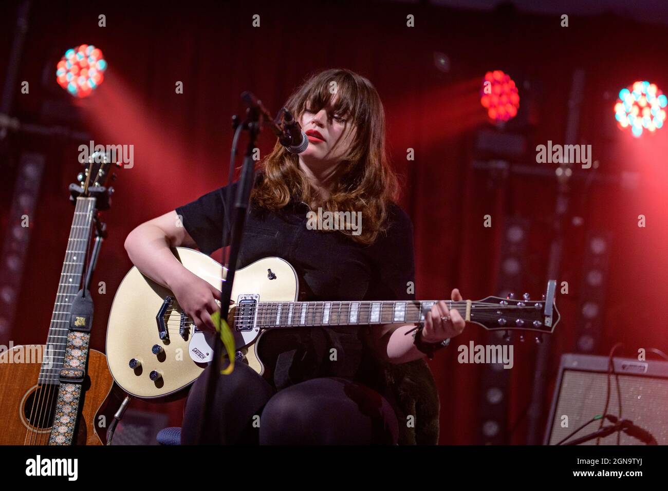 Siobhan wilson performance hi-res stock photography and images - Alamy