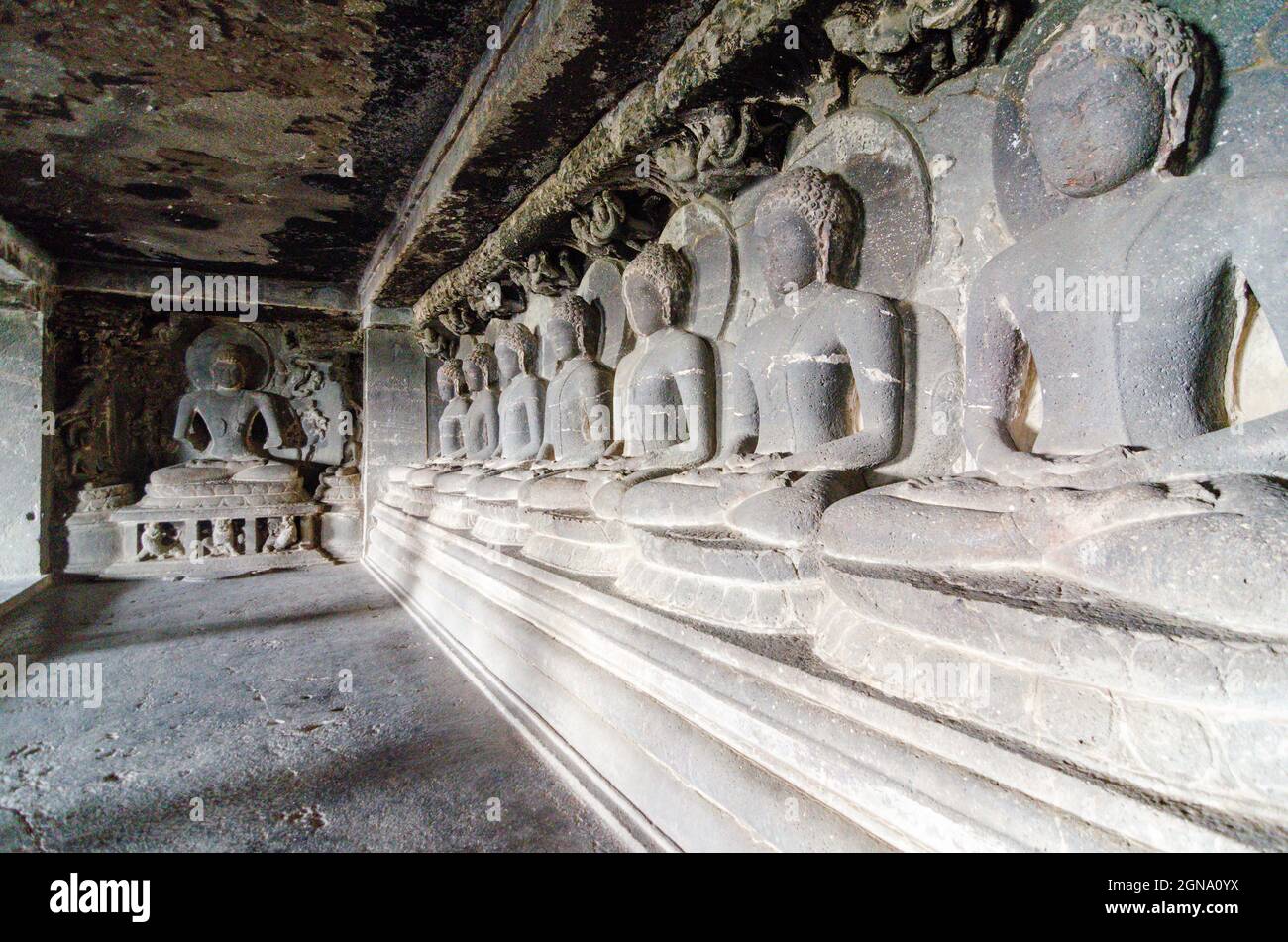 The Histroic Ajanta and Ellora Cave Complex in Aurangabad, Central ...